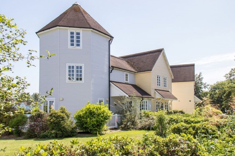 41 Windrush Lake